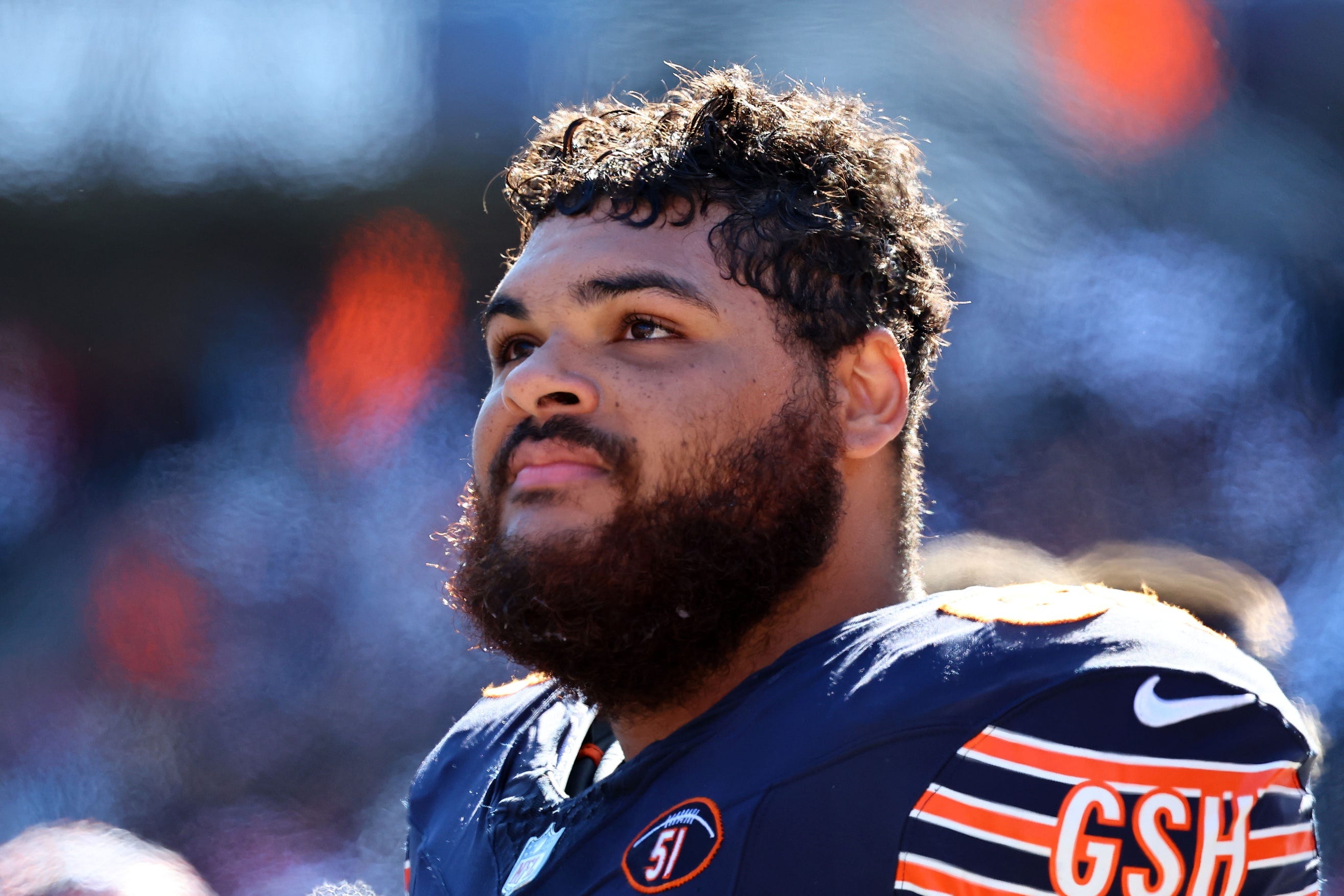 What's the latest on Bears RT Darnell Wright's contract extension?