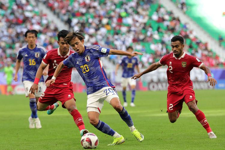 Sebelum Lawan Timnas Indonesia, Bintang Timnas Jepang Lebih Dulu Jajal ... Sebelum Lawan Timnas Indonesia, Bintang Timnas Jepang Lebih Dulu Jajal ...