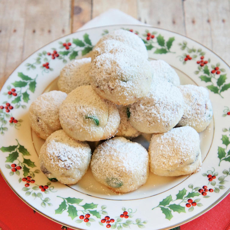 18 Grandma Approved Christmas Cookies Recipes