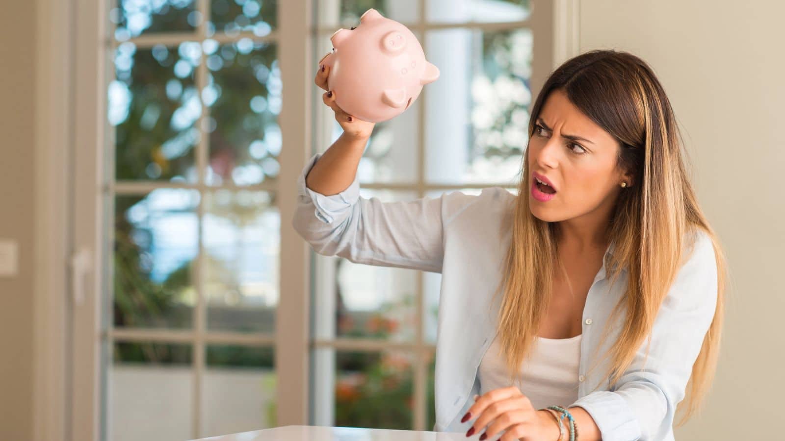 10 Lazy Money Mistakes That Keep You Broke