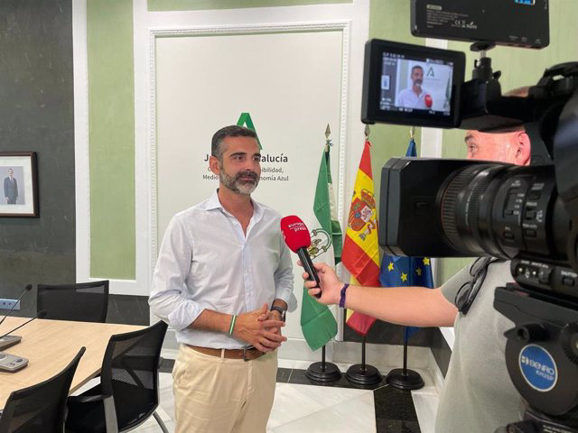 La Junta afea al Gobierno La Junta afea al Gobierno