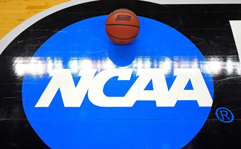 College men's basketball: TV, radio, web schedules for 2025-26 season