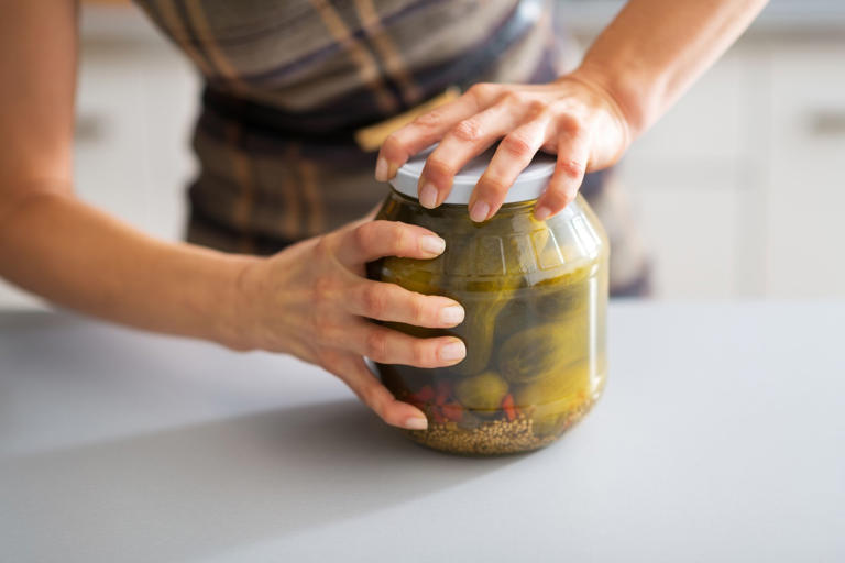 What happens to your body when you drink pickle juice regularly