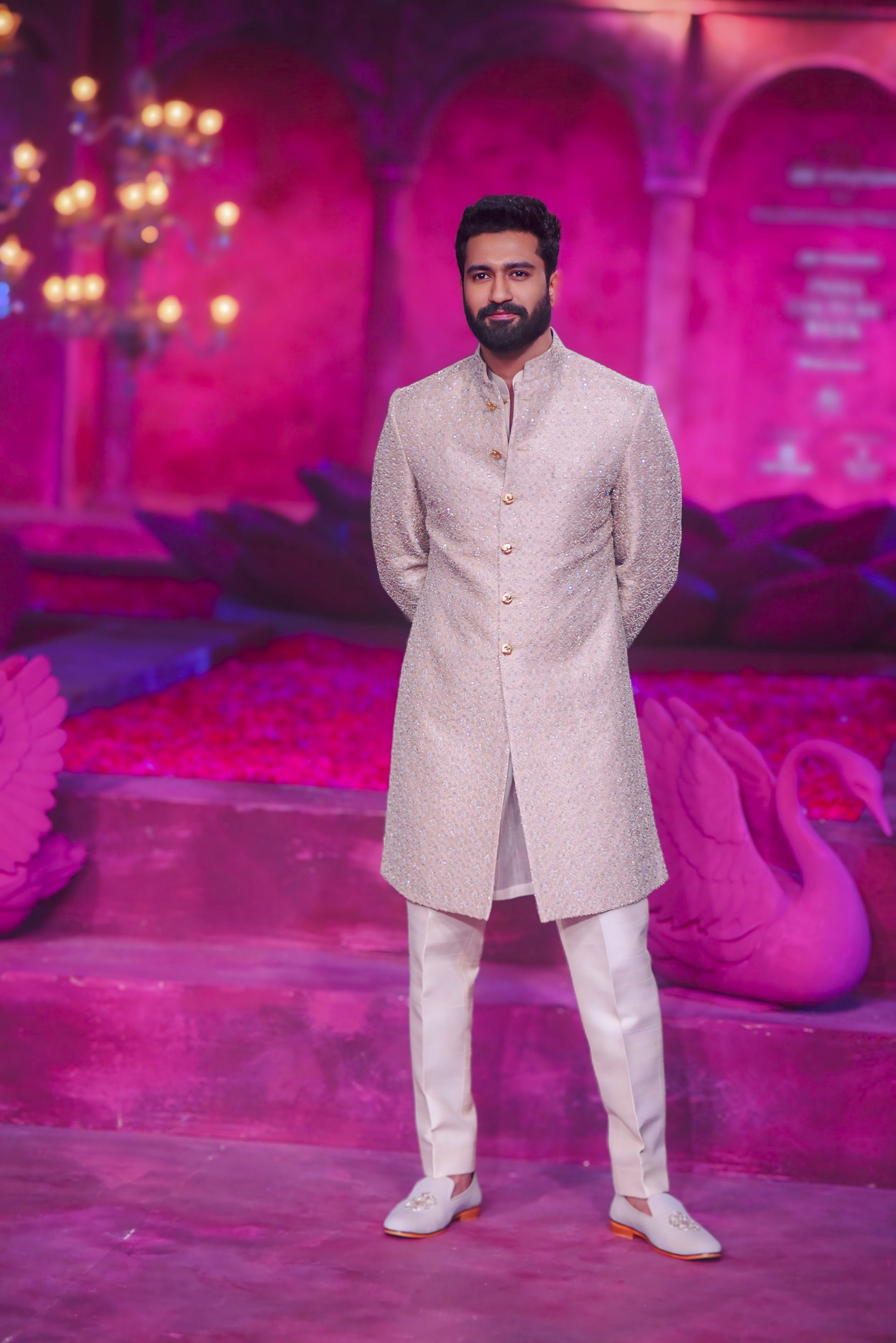 Vicky Kaushal confirms December 6 release of 'Chhaava' Vicky Kaushal confirms December 6 release of 'Chhaava'