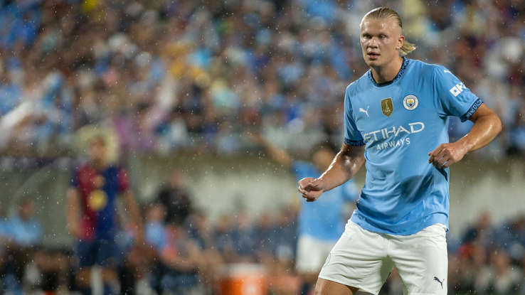 Erling Haaland fatica, Guardiola preoccupato: le foto Erling Haaland fatica, Guardiola preoccupato: le foto