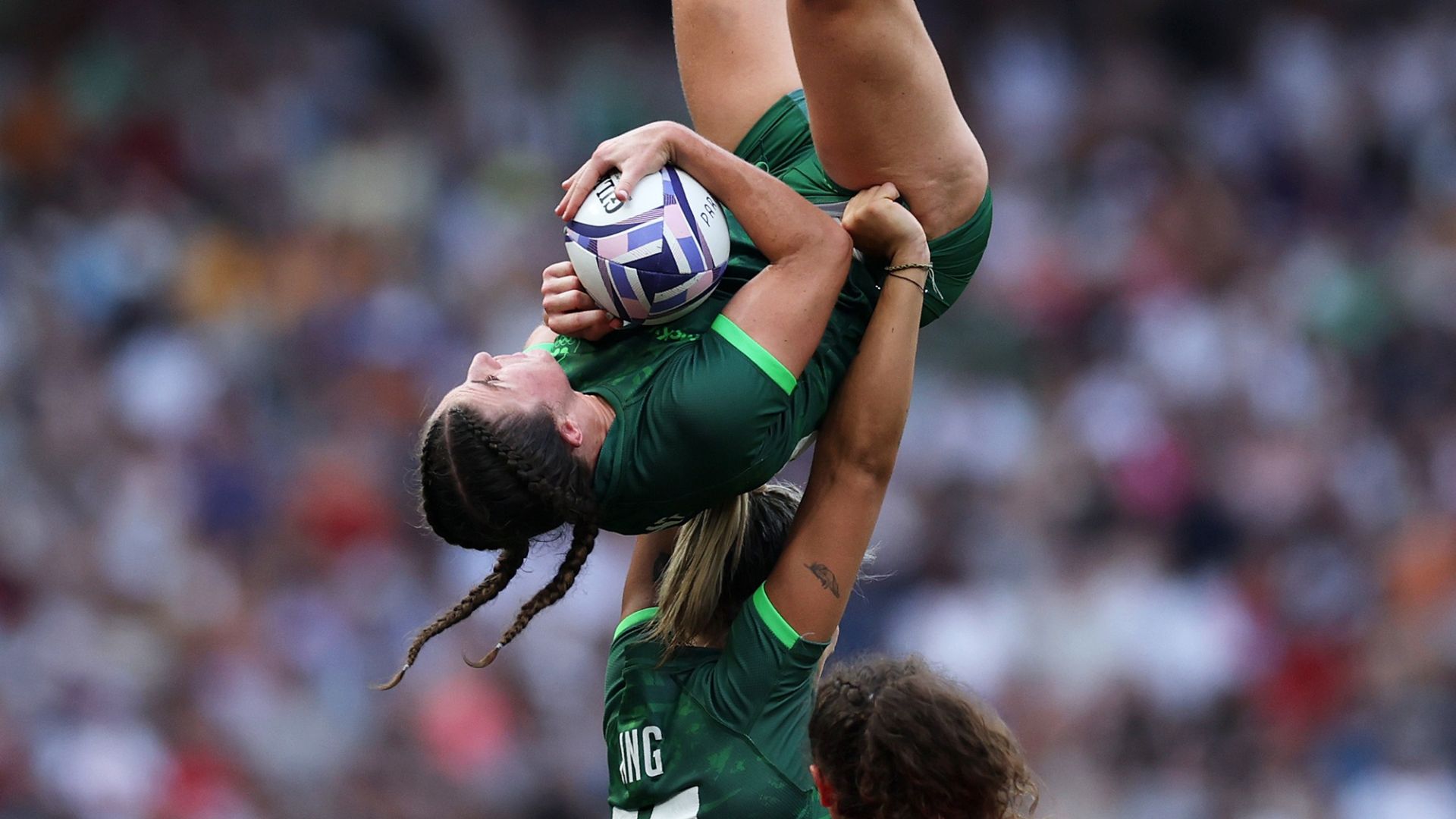 La joueuse de rugby sauve sa coéquipière : les photos de l ...