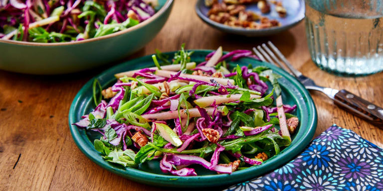 Toss Together This Crispy, Crunchy Cabbage Salad
