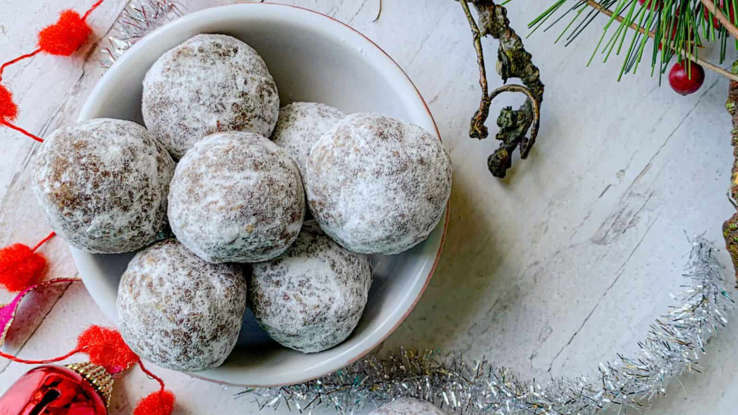 Rum-Soaked Goodies – Bake Your Way to Boozy Bliss Rum-Soaked Goodies – Bake Your Way to Boozy Bliss