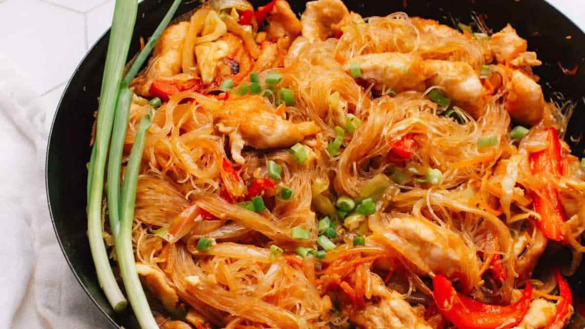 Never Cook Boring Chicken Again with These 20 Easy Recipes Never Cook Boring Chicken Again with These 20 Easy Recipes