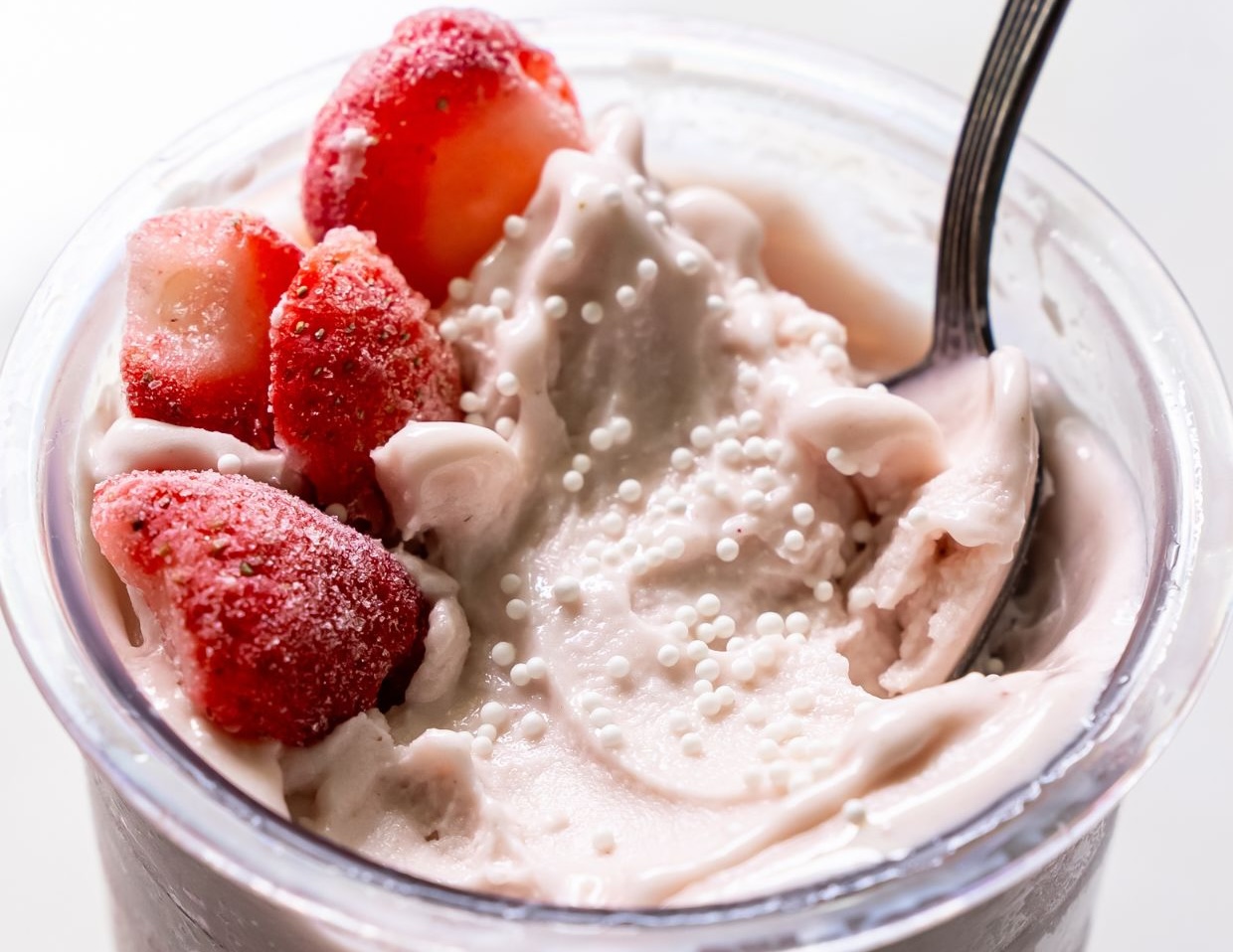 16 Tropical Ice Creams That Make Every Bite a Flavor Adventure