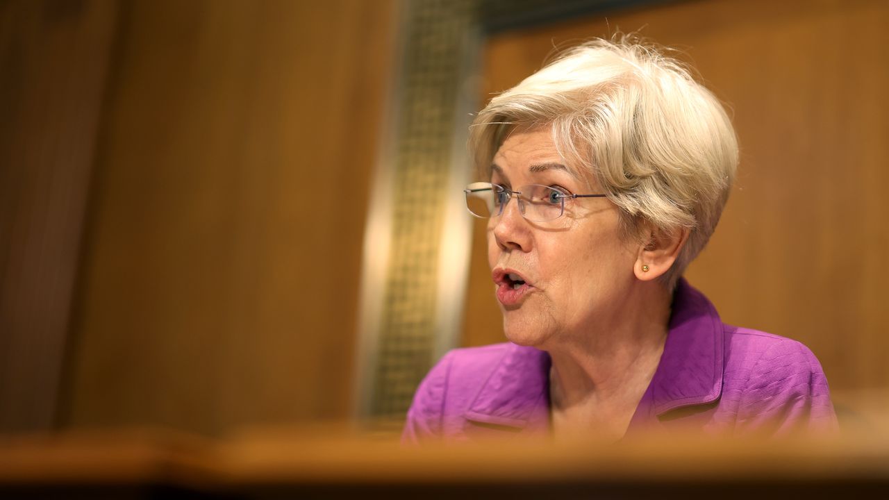 Scoop: Warren recruits trusted aide to Senate Banking Committee