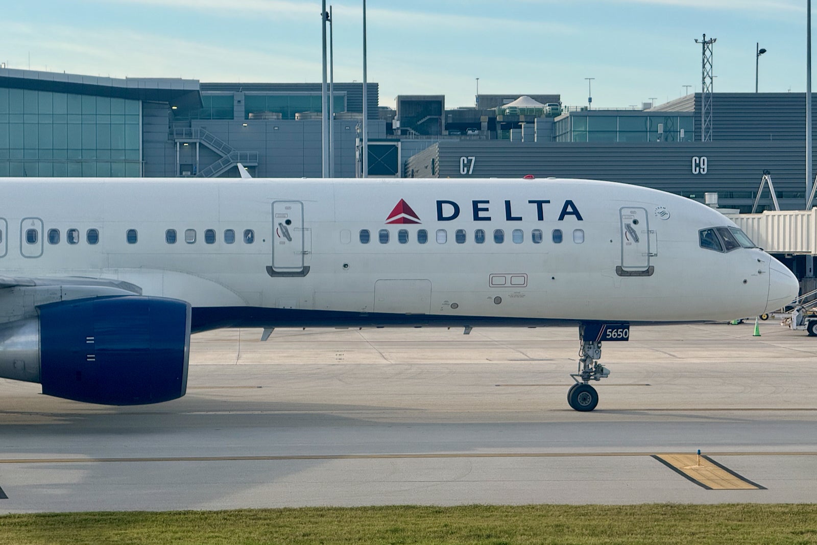 Delta first US airline to slash growth as trade war takes its toll on ...