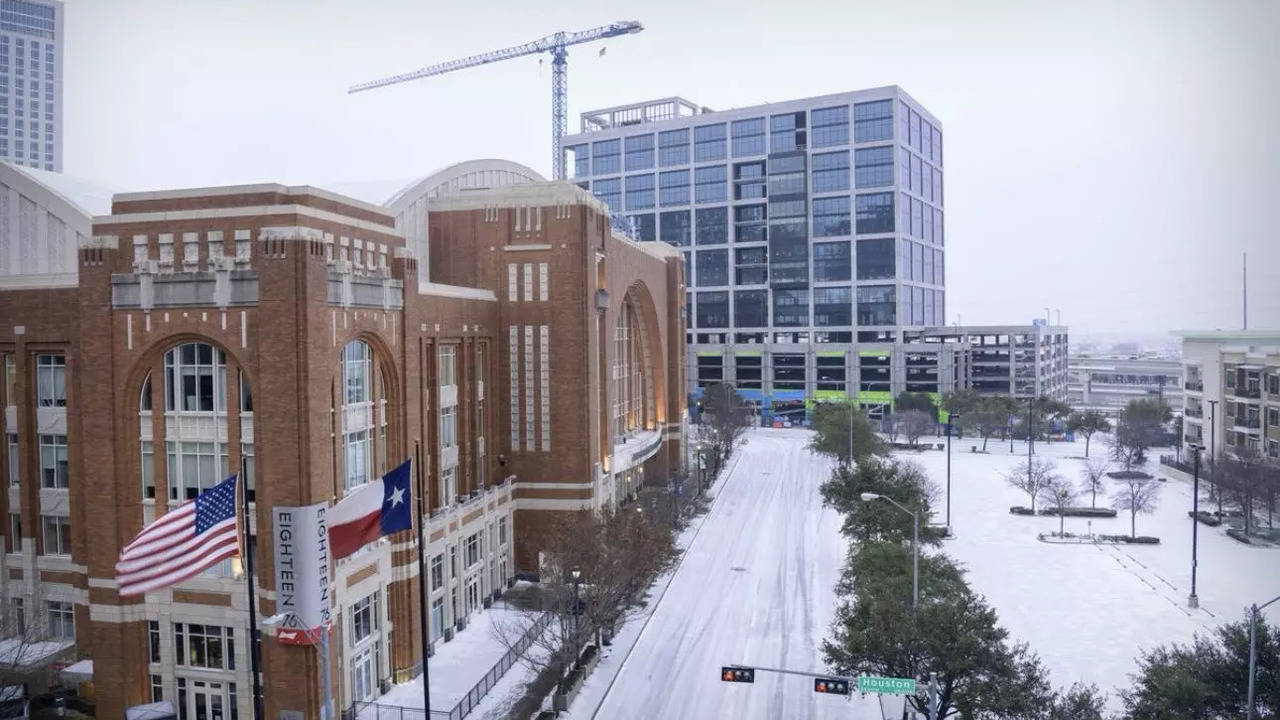 Texas Winter Storm Watch: List Of School Closures For January 9-10 As ...