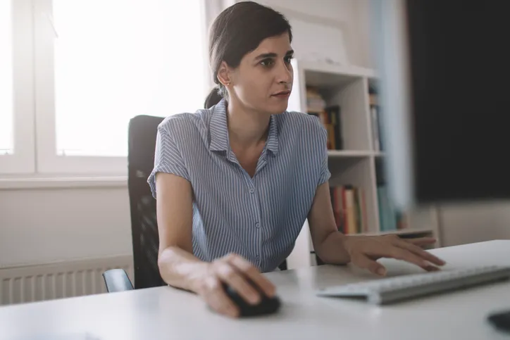 Invisible Hand: What Does It Mean in Economics and Investing?