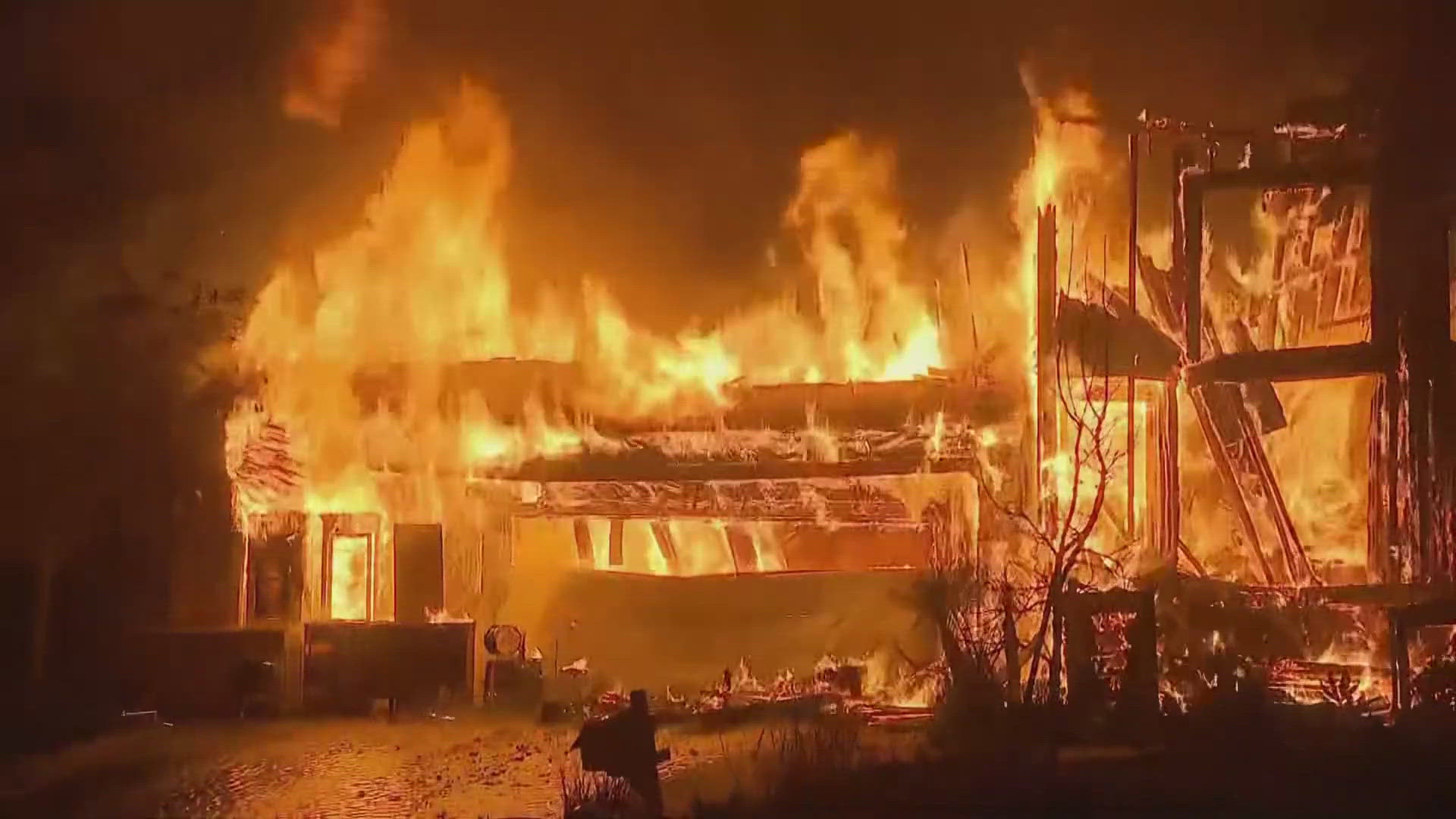 Over 80,000 under evacuations in LA County | California wildfire update