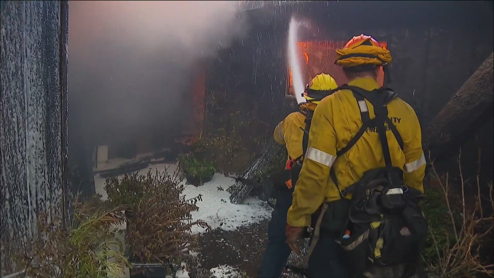 Deadly California wildfires continue Deadly California wildfires continue