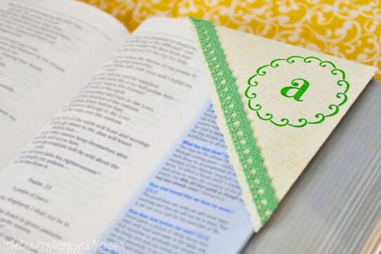DIY Corner Bookmarks with Personalized Stamps