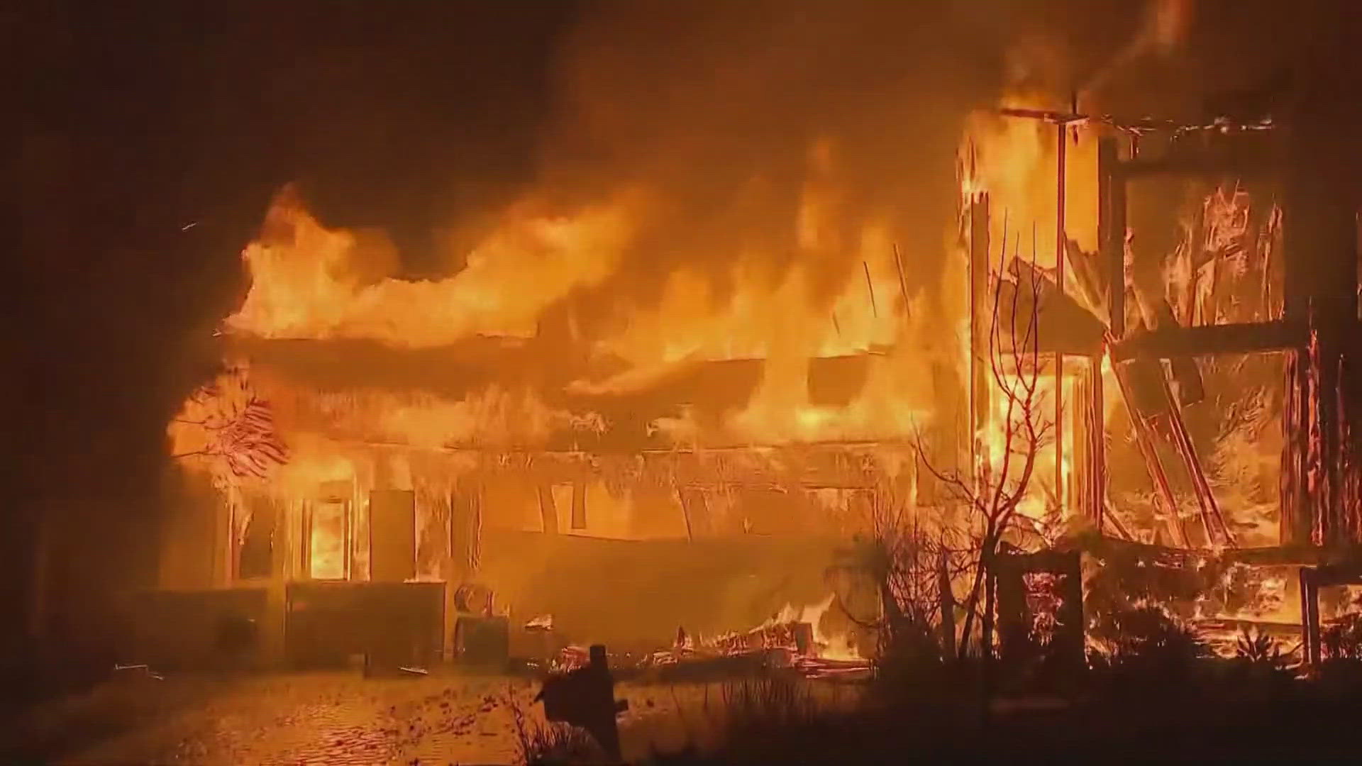 Brush fire explodes in the Pacific Palisades area of Los Angeles