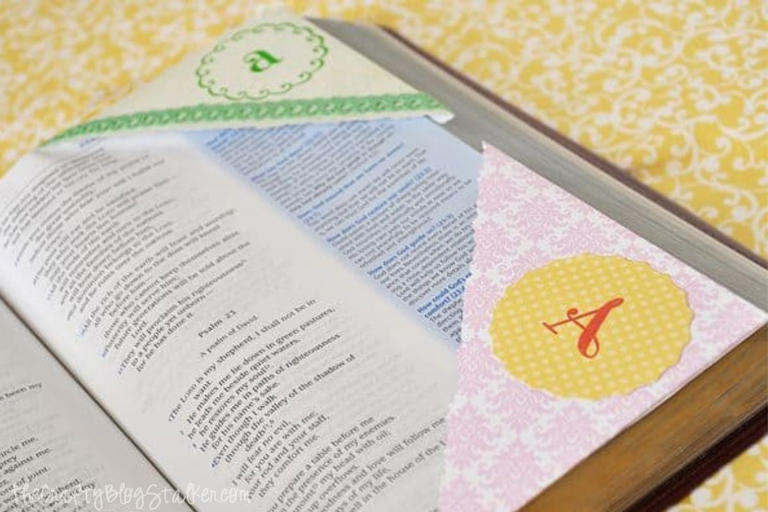 DIY Corner Bookmarks with Personalized Stamps