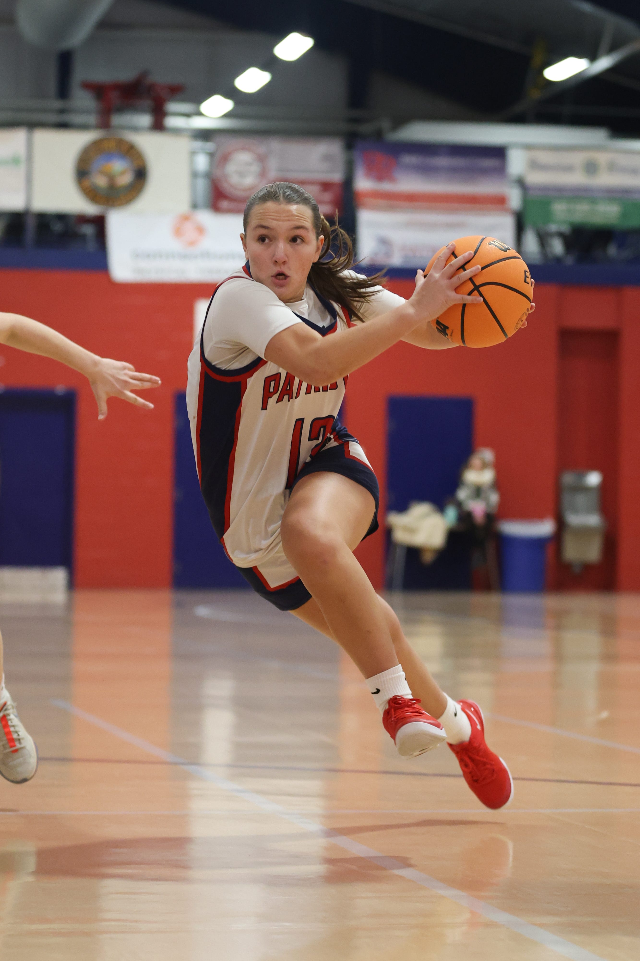 Vote for the Longplex MVP athlete of the preseason in girls basketball
