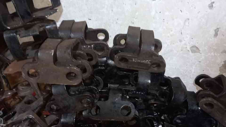 Crafting Front Leaf Spring Shackles for Trucks