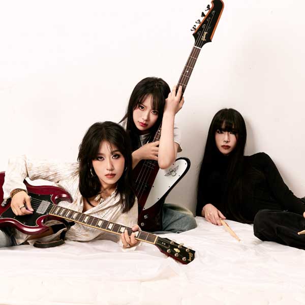 Miss Mix乐队专辑《混合体》上线 感知爱与生命的渴望