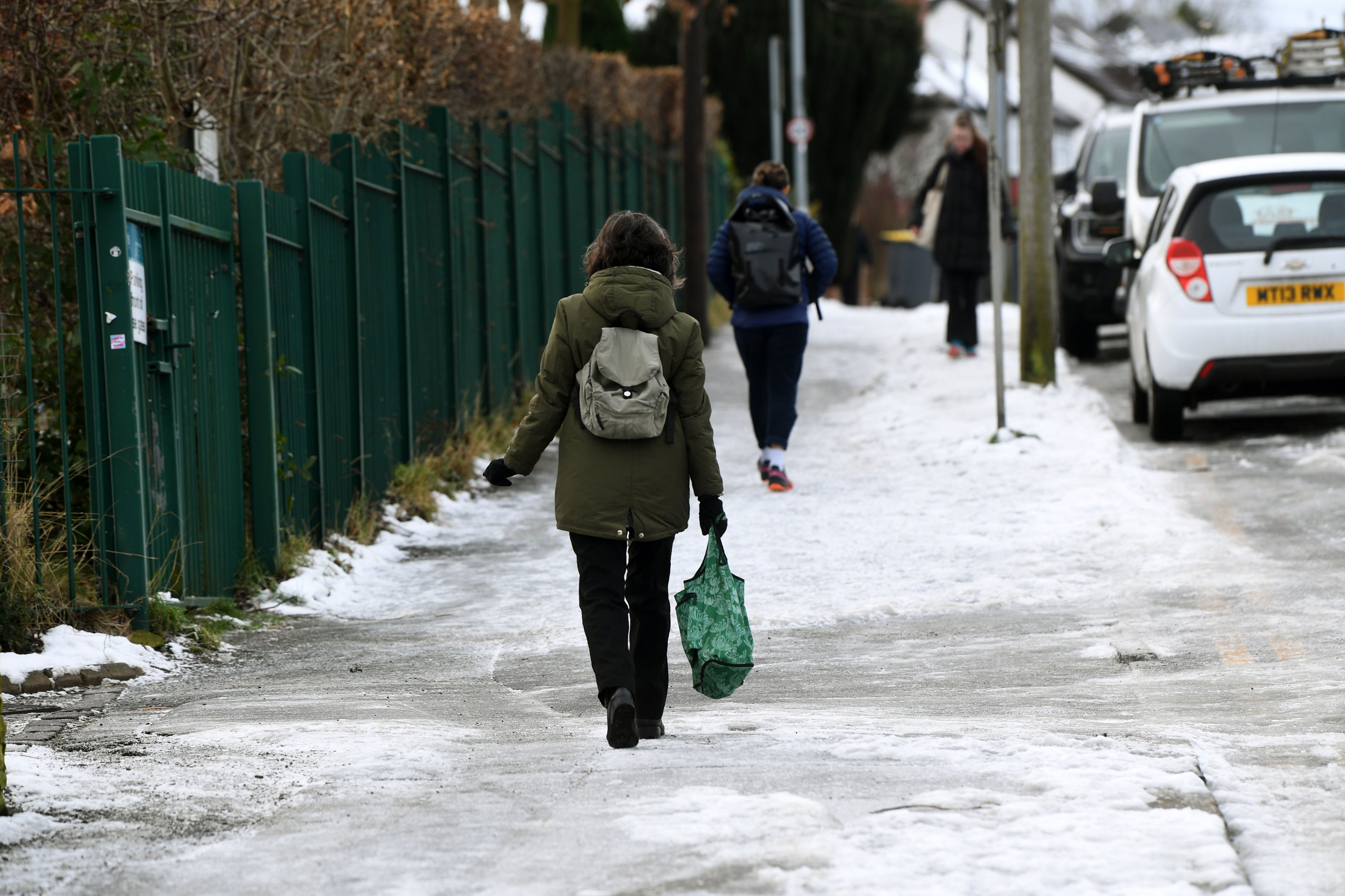 Leeds weather: Full list of school closures and delayed opening times ...