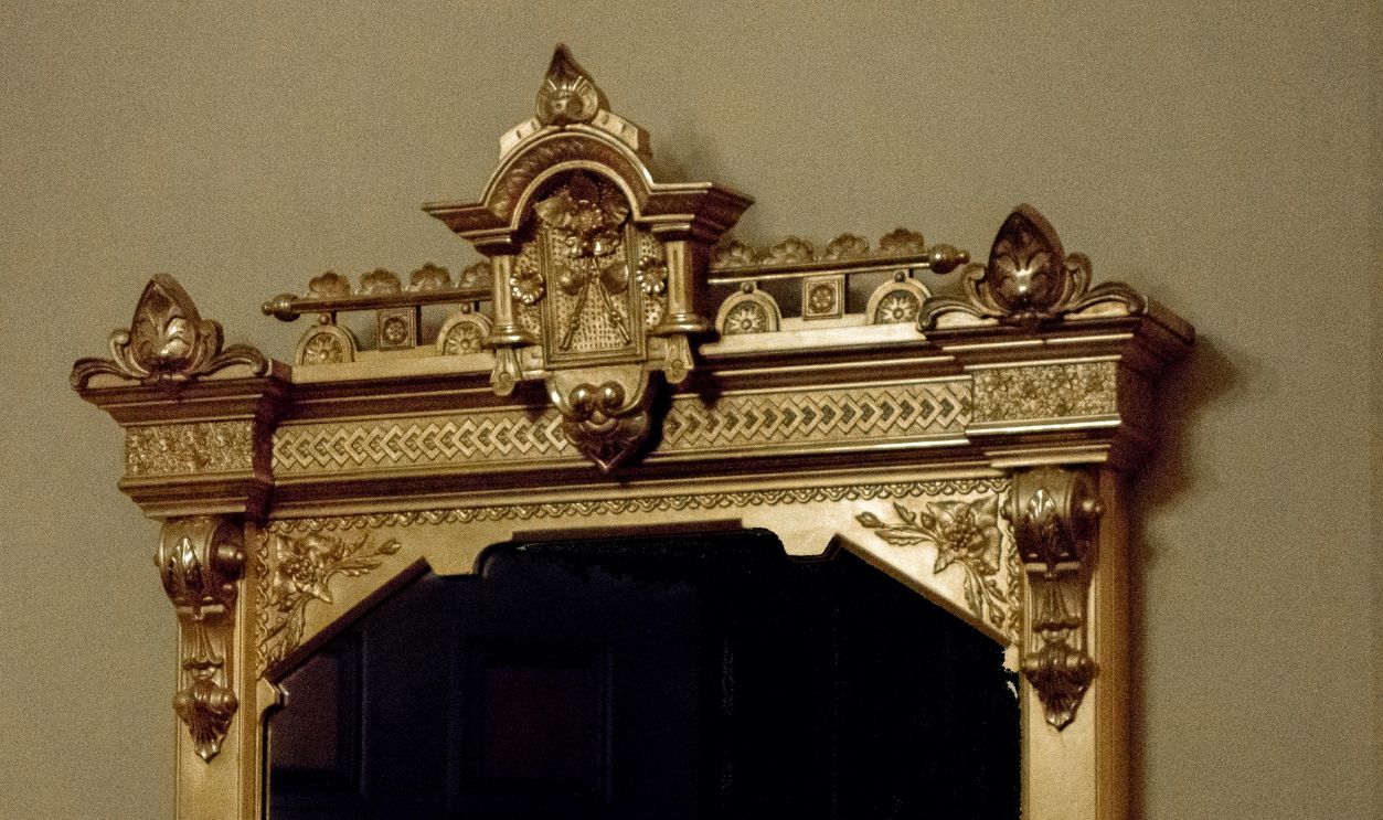 11 Extremely Valuable Artifacts From The Victorian Period