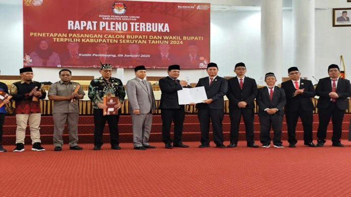 Ahmad Selanorwanda – H. Supian Ditetapkan Sebagai Bupati dan Wabup Terpilih Kabupaten Seruyan