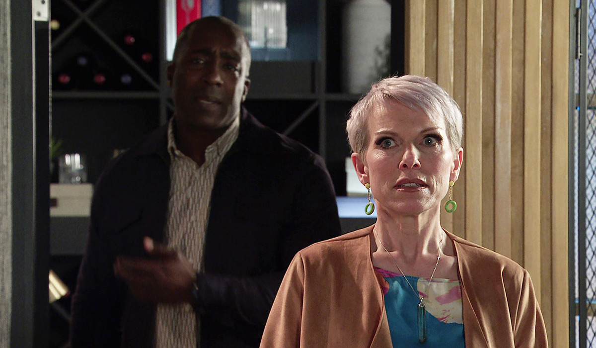 Surprising way Coronation Street's Sue Devaney is approaching Debbie's ...