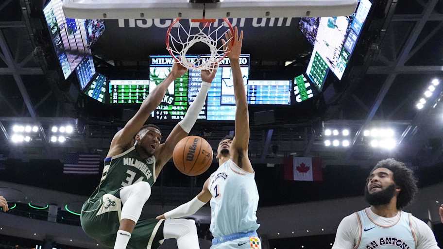 Why the Spurs Lost to the Bucks: 3 Key Stats From Wednesday's Game