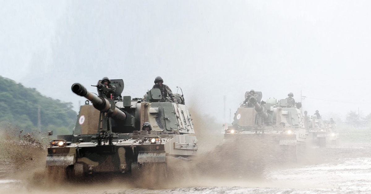 Russian Forces Breach Ukrainian Defense Line Near Sudzha