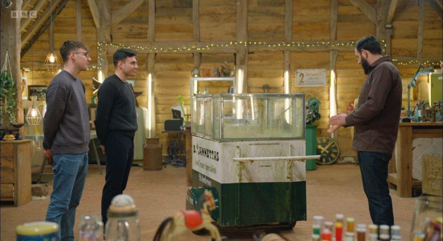 Popular St Andrews ice cream shop's mobile cart beautifully restored by ...