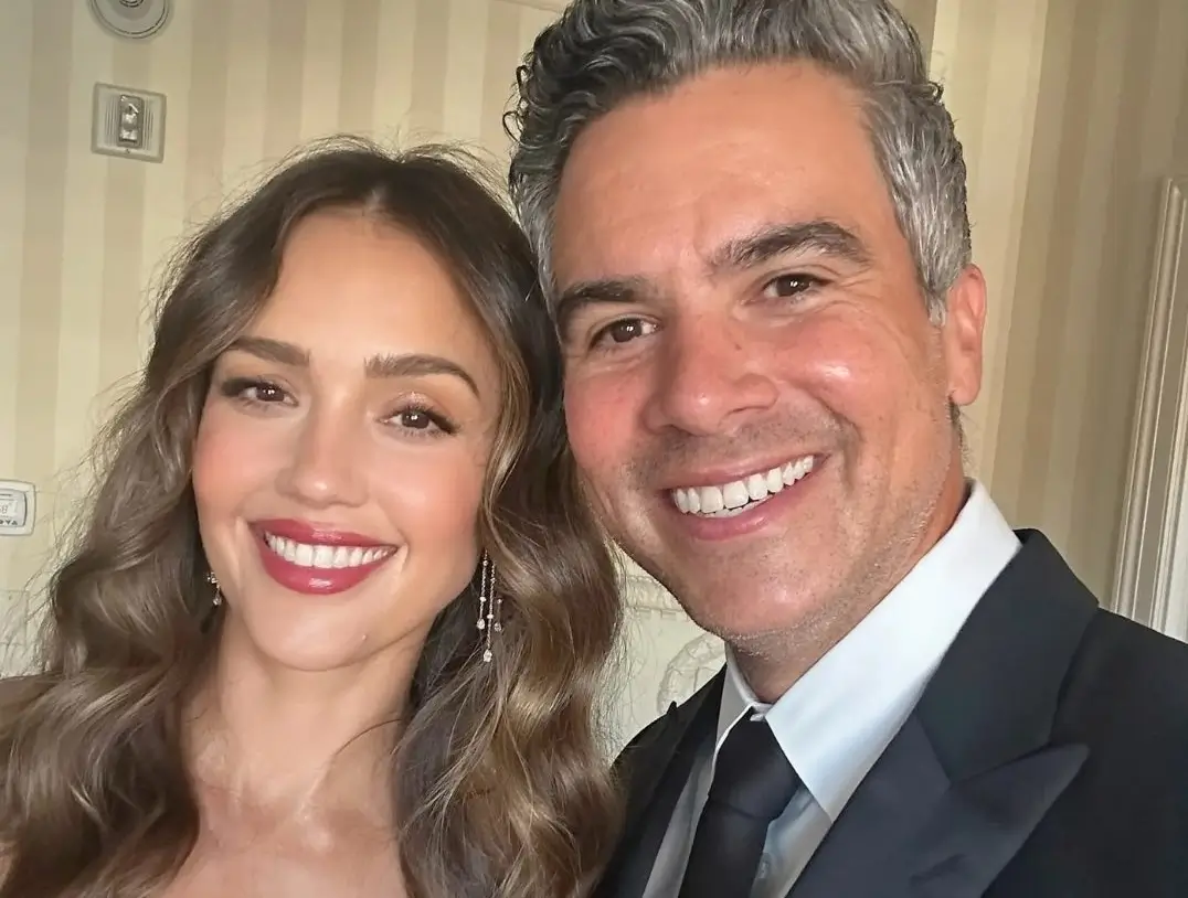 Jessica Alba Called Her Husband Cash Warren More Like a 'Roommate ...