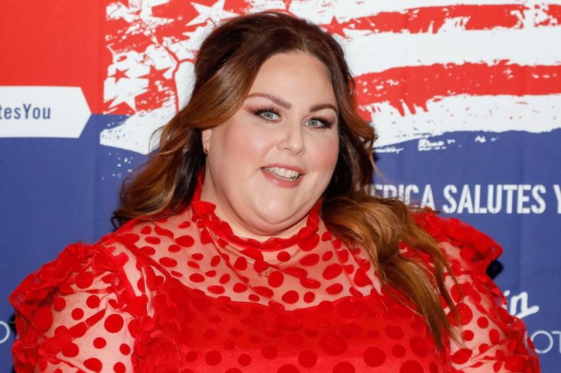 Inside Bank of Dave 2 star Chrissy Metz's life - 100lb weight loss to ...