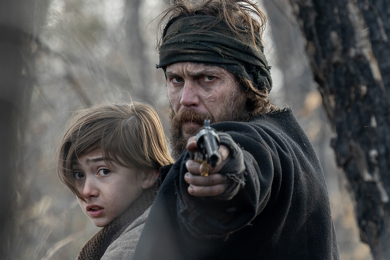 Taylor Kitsch Broke His Foot Filming ‘American Primeval’s “Violent ...