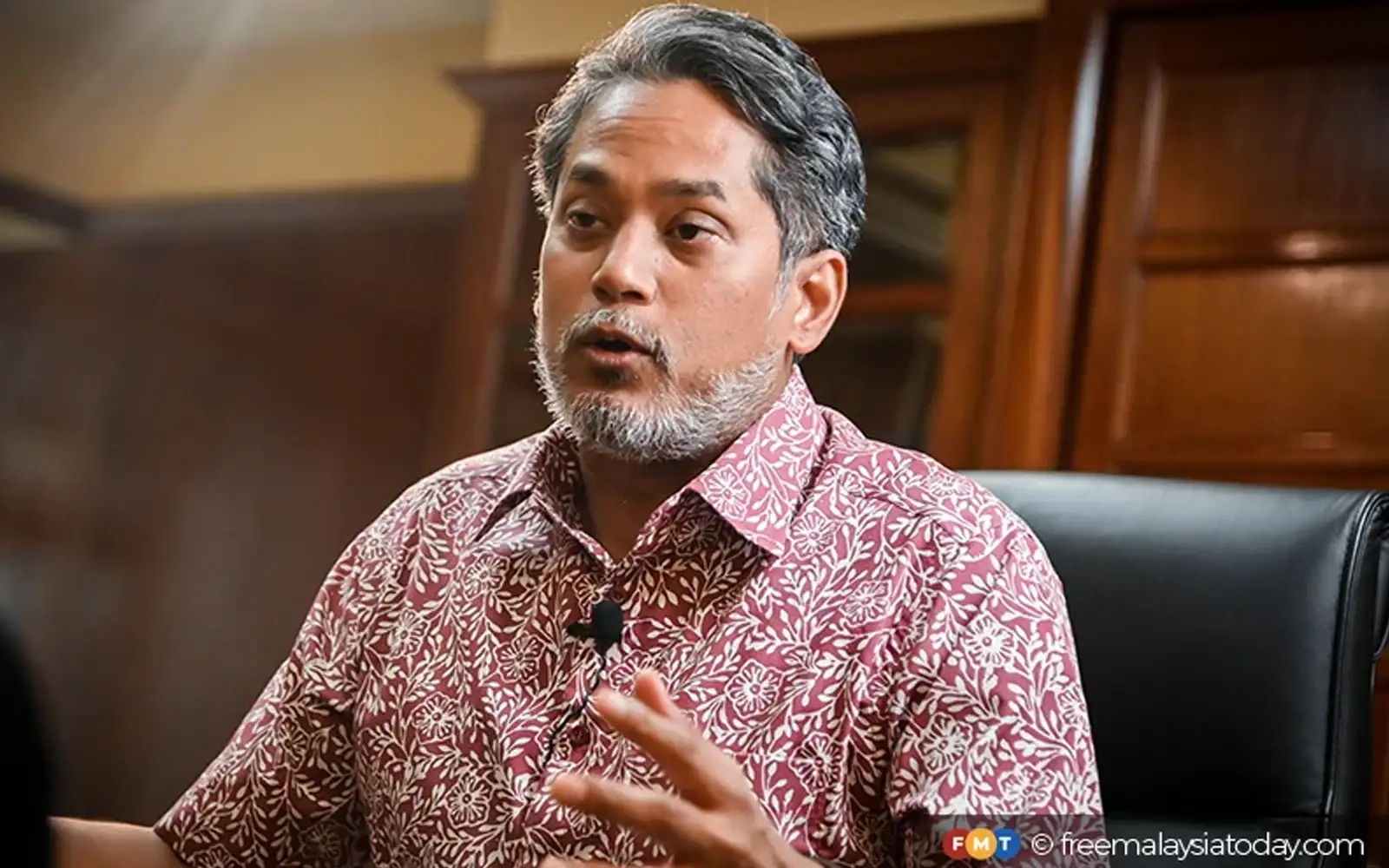 Azalina, Zaliha should answer on Najib’s addendum, says Khairy Azalina, Zaliha should answer on Najib’s addendum, says Khairy