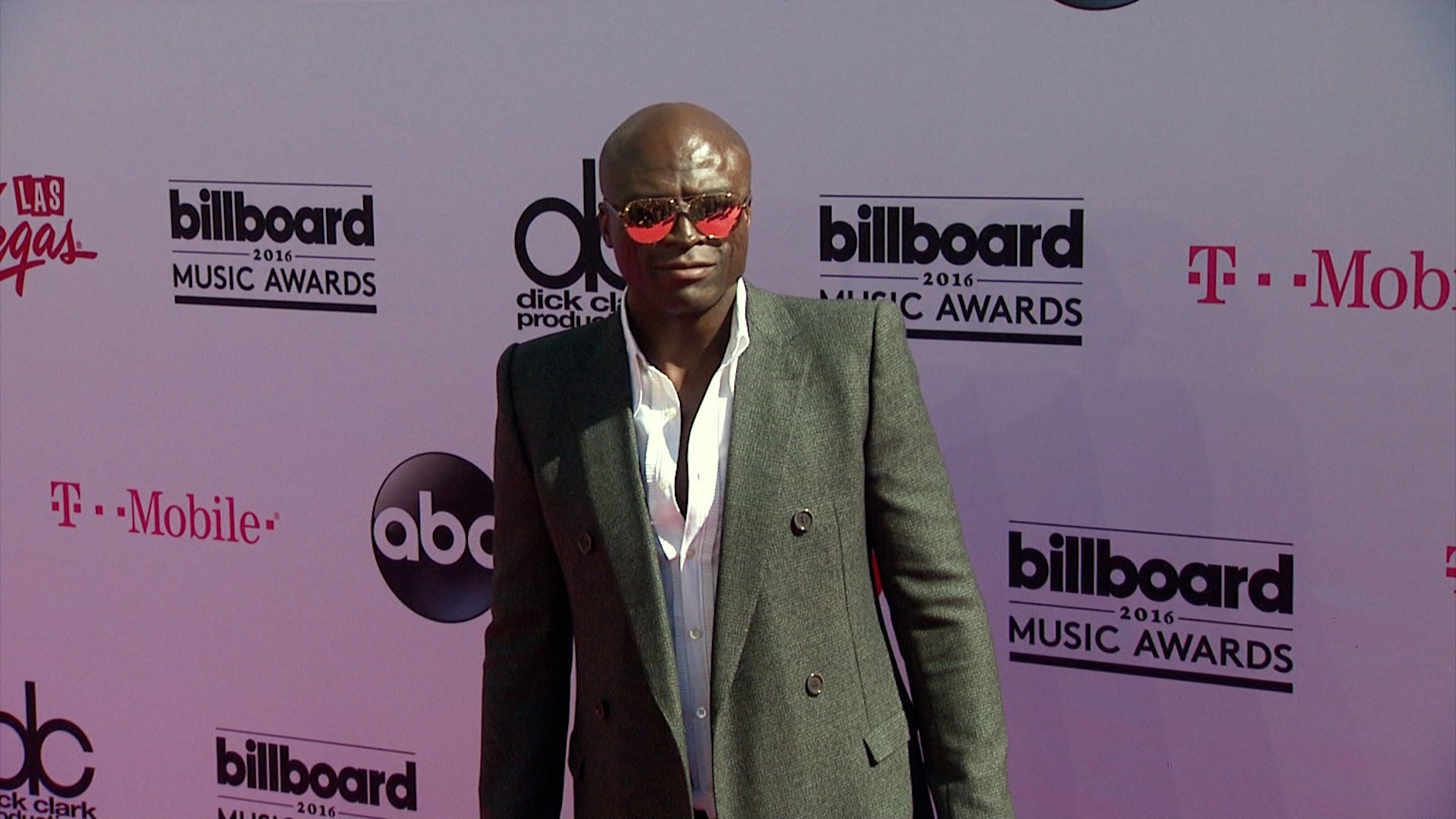 Seal: The British Sensation Redefining Music with His Boundless Talent Seal: The British Sensation Redefining Music with His Boundless Talent