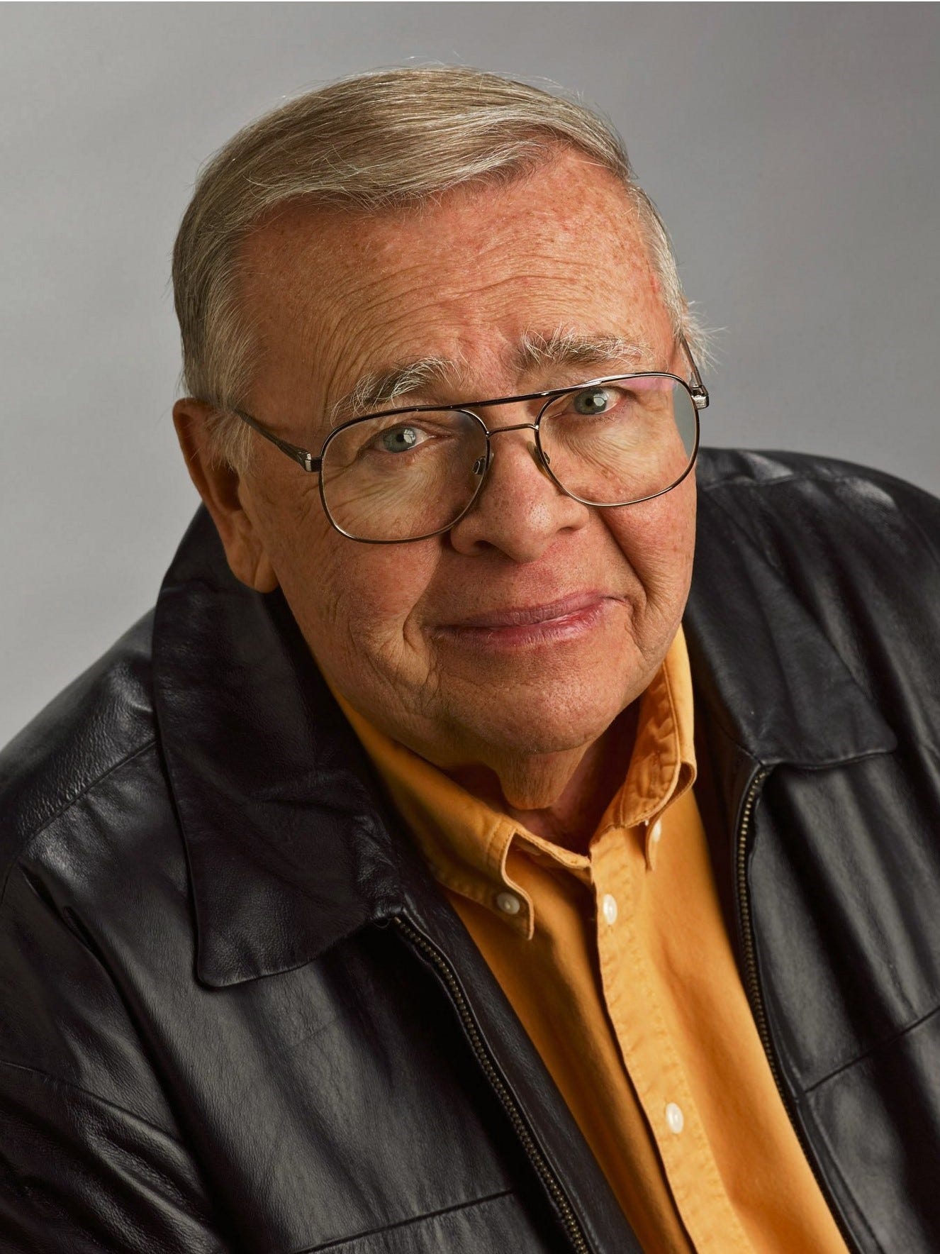 Neil Zurcher, WJW-TV personality famous for ‘One Tank Trips,’ dies at 89