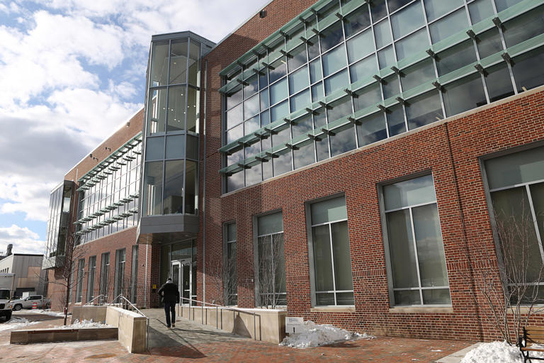 Brains, diseases, quantum physics in the basement: UD unveils new ...