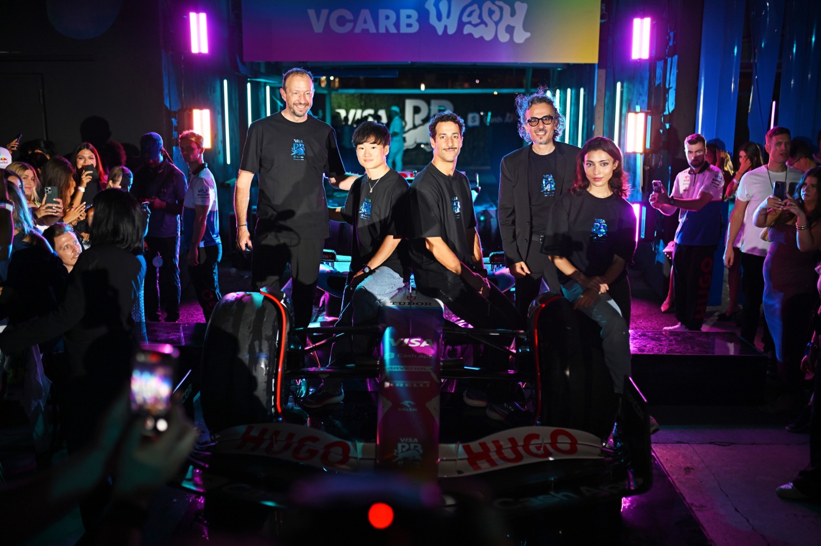 Playing their cards right – Visa, Cash App, and VCARB awash with praise ...