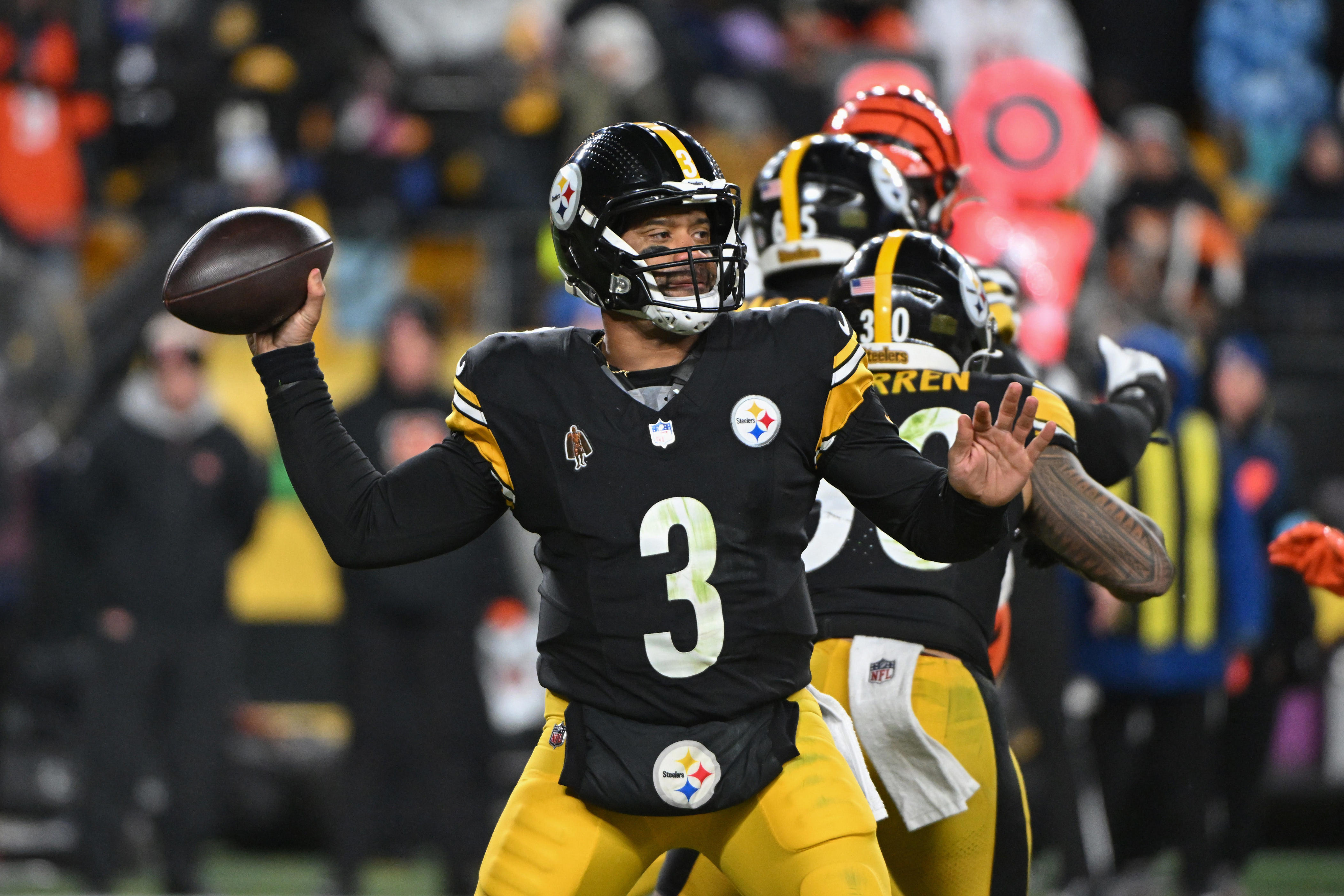 Pittsburgh Steelers vs Baltimore Ravens odds: Who is favored in NFL ...