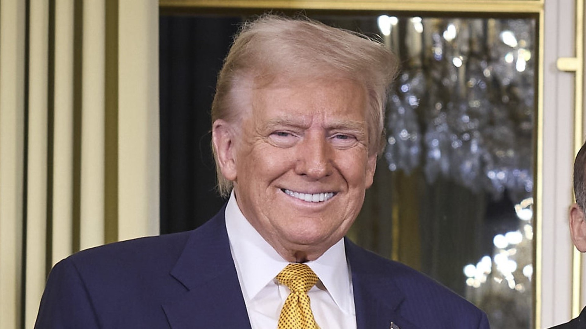 The Trump Economy Begins: 3 Money Moves the Middle Class Should Hold ...