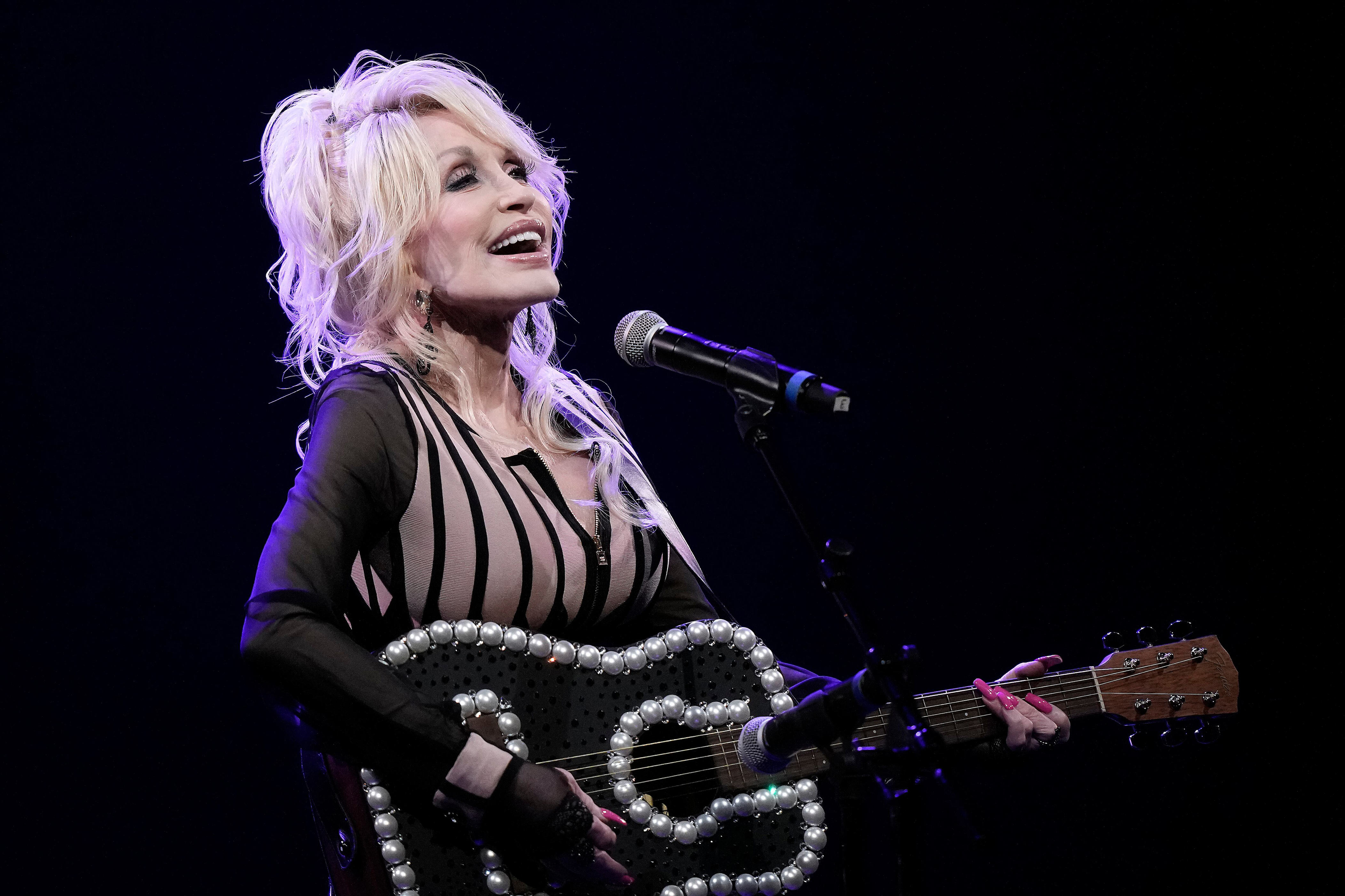 Free Knox County event to celebrate Dolly Parton’s birthday ...