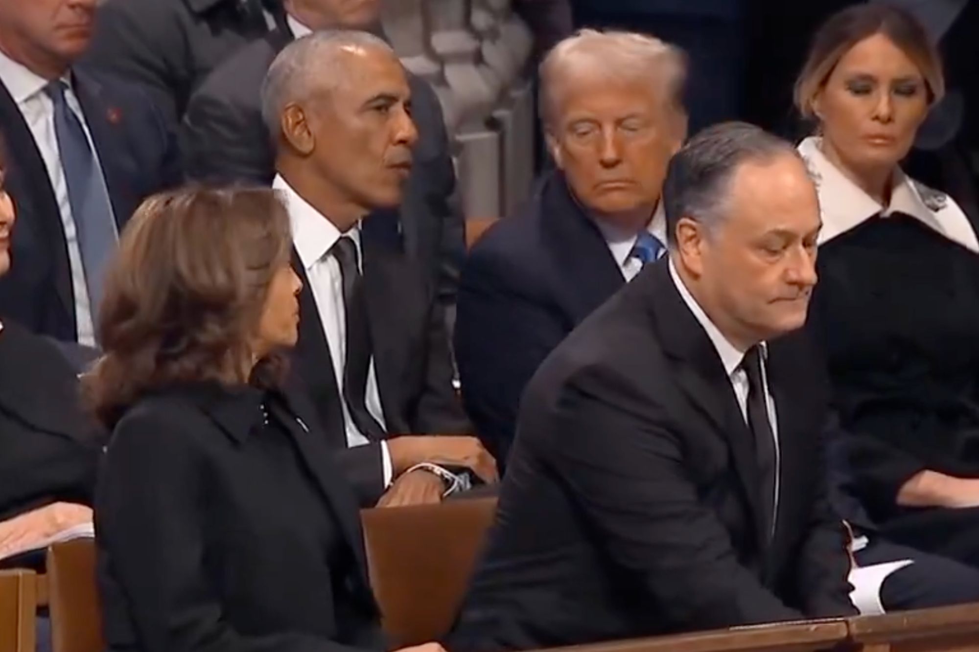 Kamala Harris 'Looks Uncomfortable' as Obama, Trump Pal Around Behind Her at Carter Funeral ...