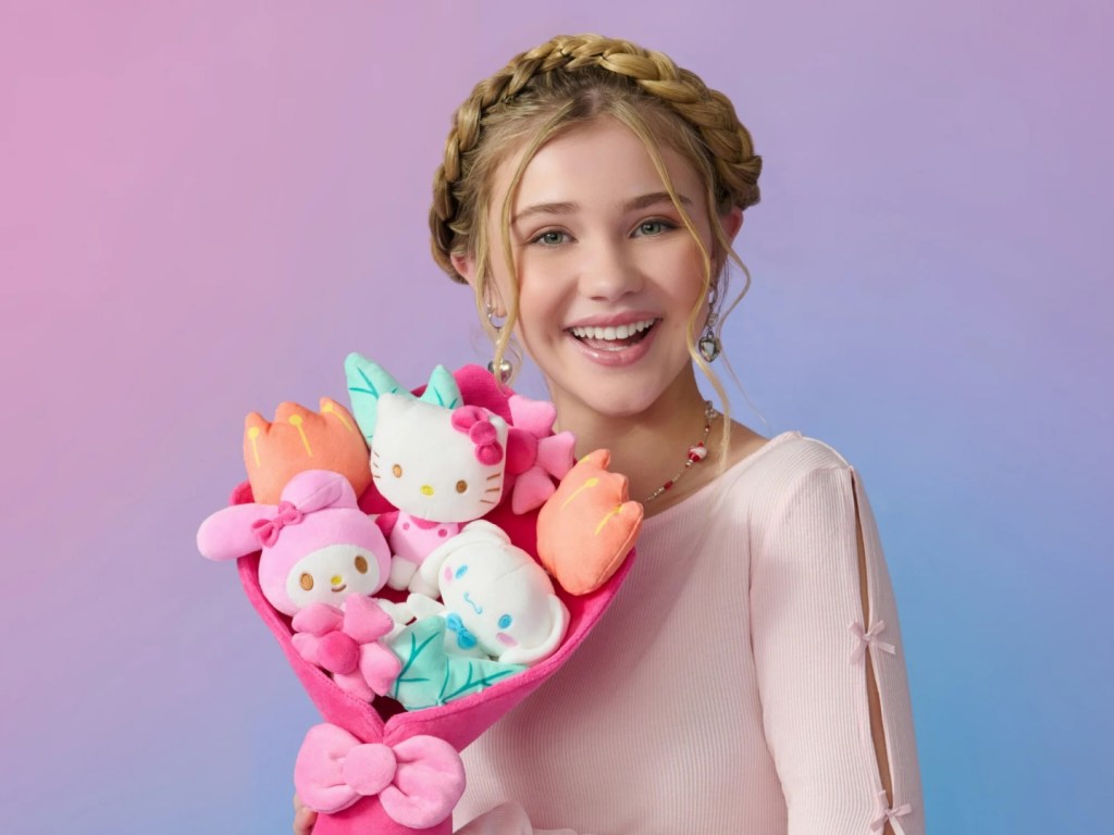 You'll Fall in Love With These Adorable Valentine's Day Plush Bouquets ...
