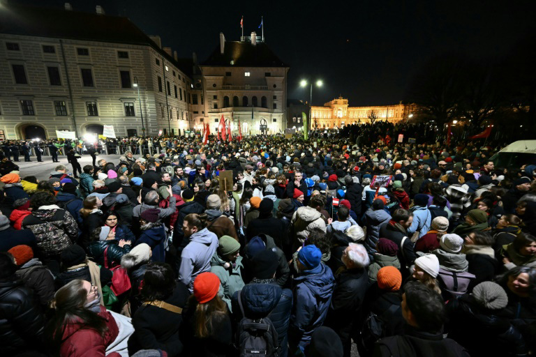 Tens of thousands rally against the far right in Austria Tens of thousands rally against the far right in Austria