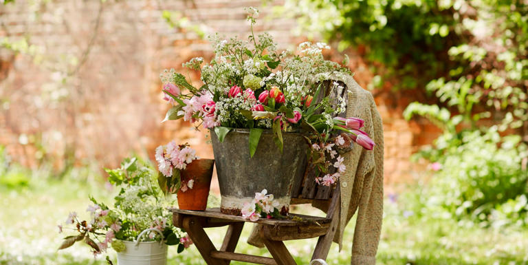 When does spring start in the UK?