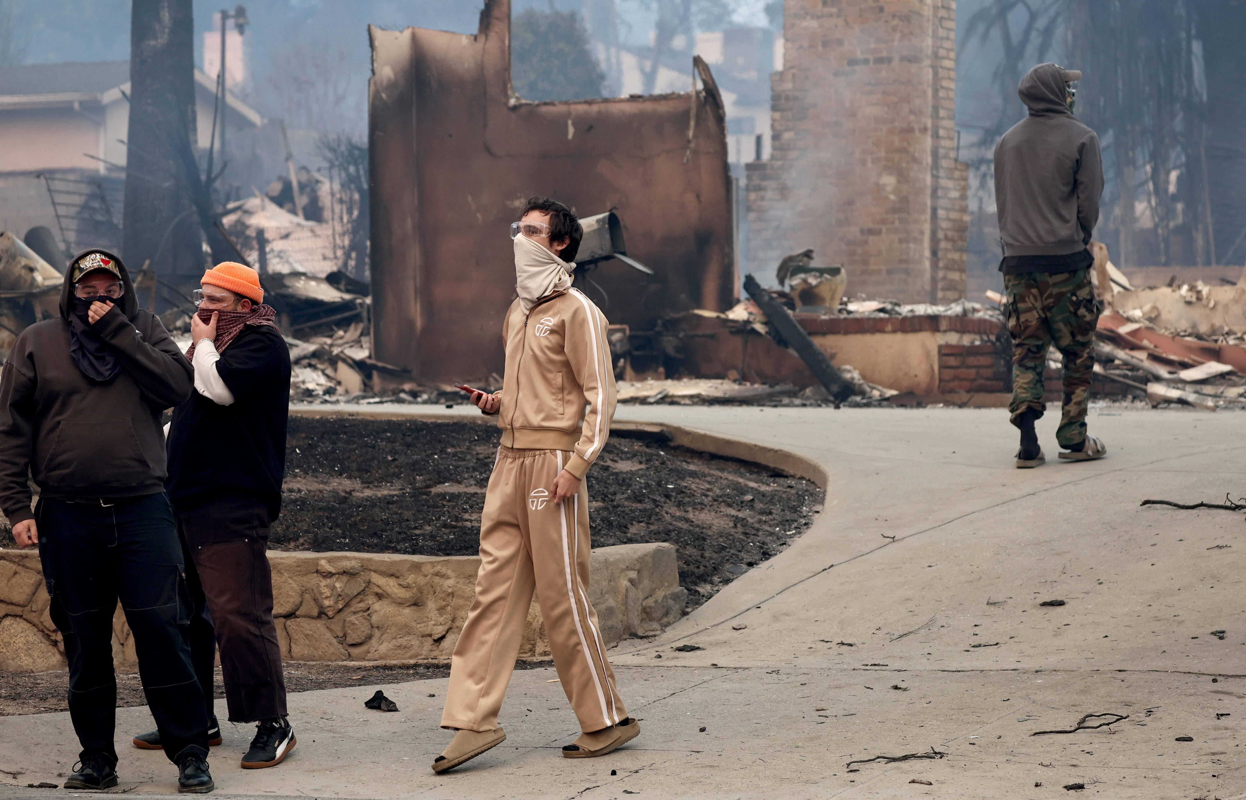 Southern California fire weather expected to linger. What does that ...