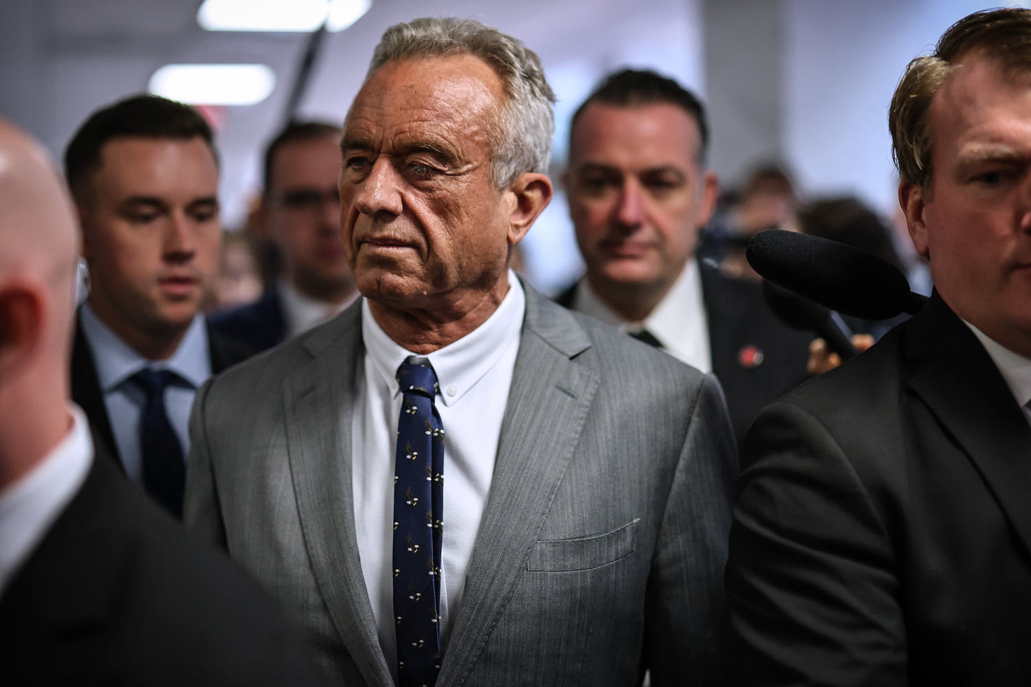 More than 15,000 doctors sign letter urging Senate to reject RFK Jr. as ...